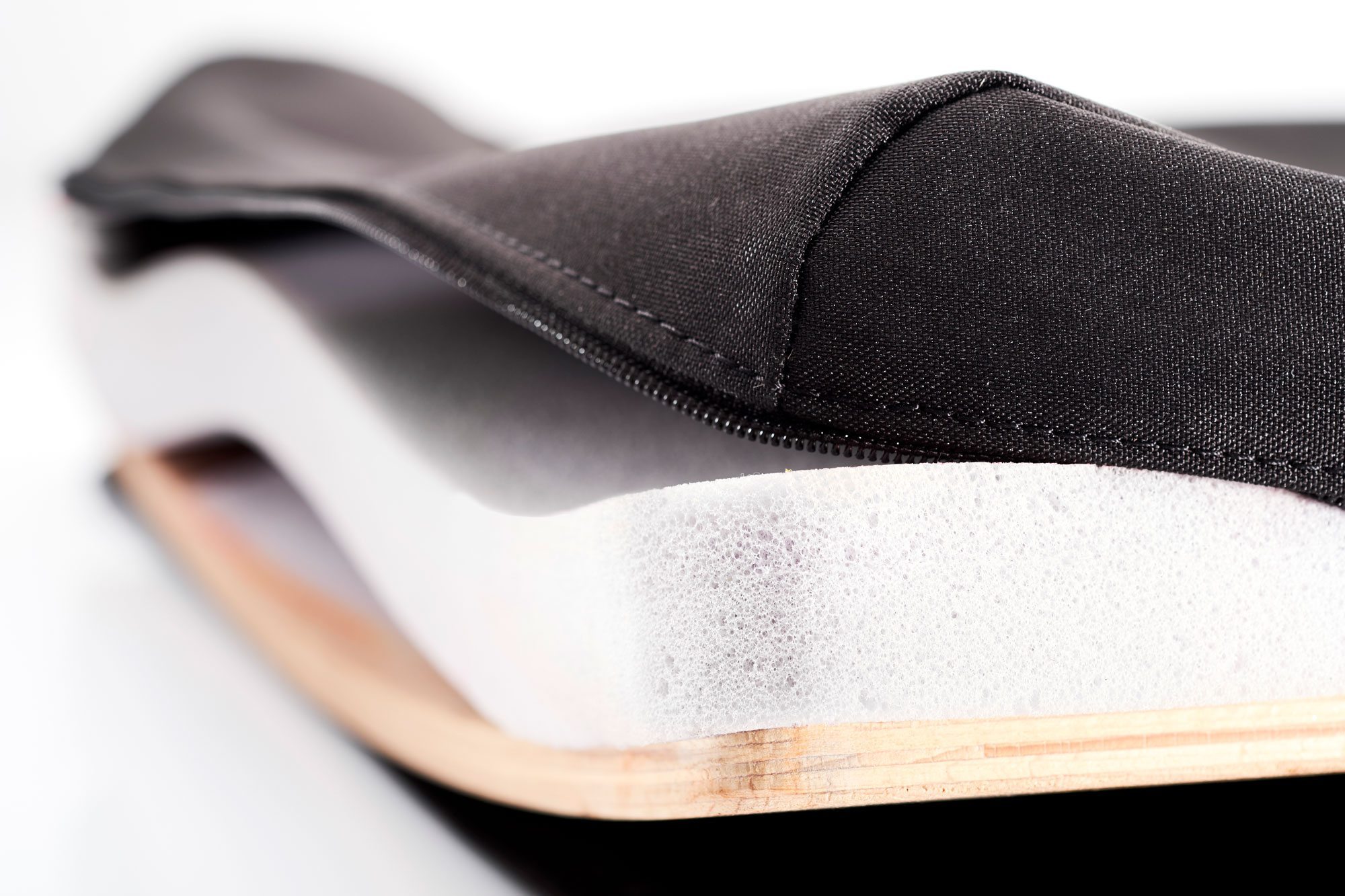 Non-textile components | A&R Textil GmbH